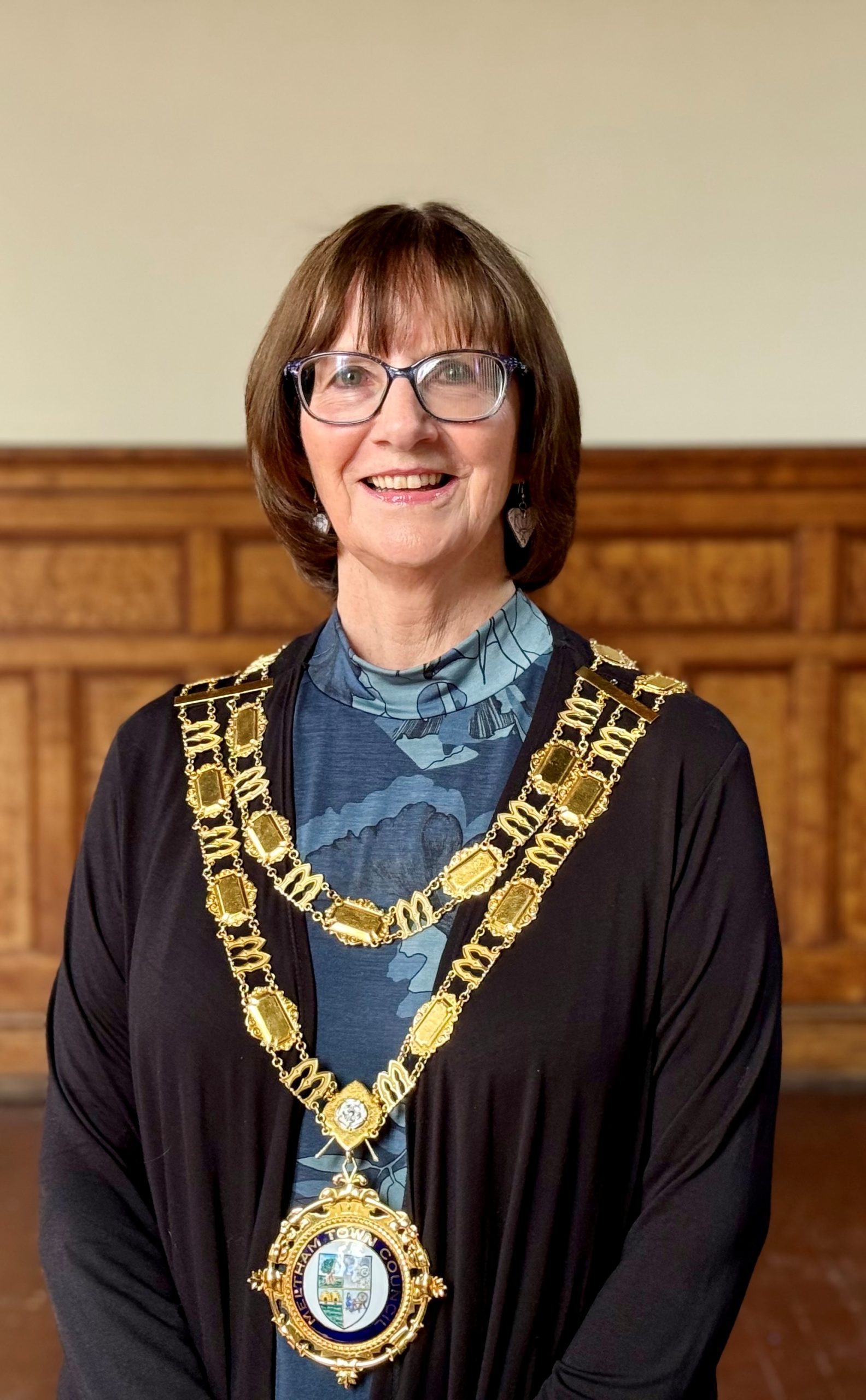 News: Meltham Town Council elects a New Mayor for 2025-26 - Meltham ...